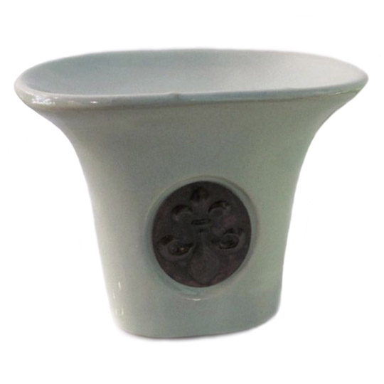 4" Ceramic Green Diffuser Fluer de Lis Gold Charm | Aroma-Burner.com